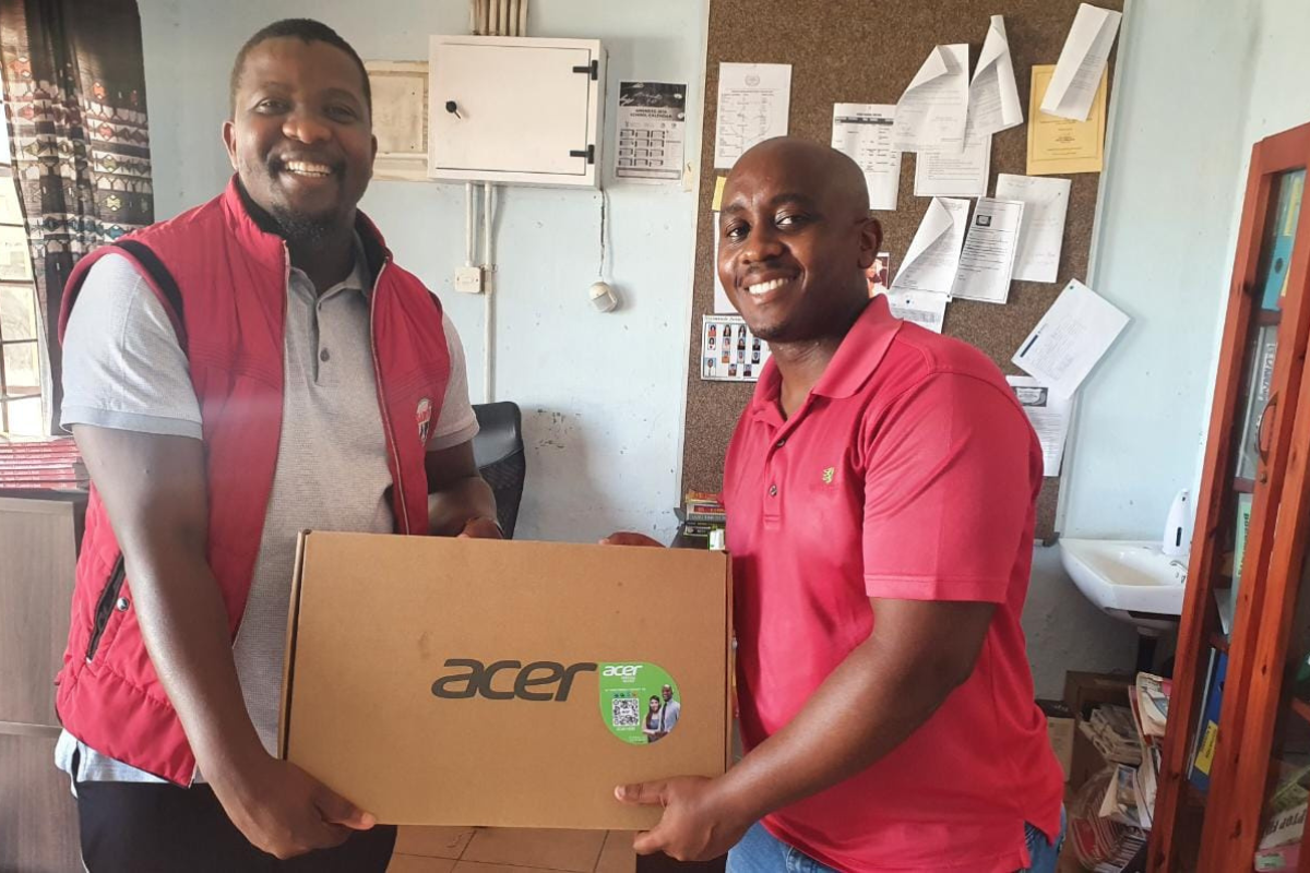 Installation of new doors – The Oaktree Foundation